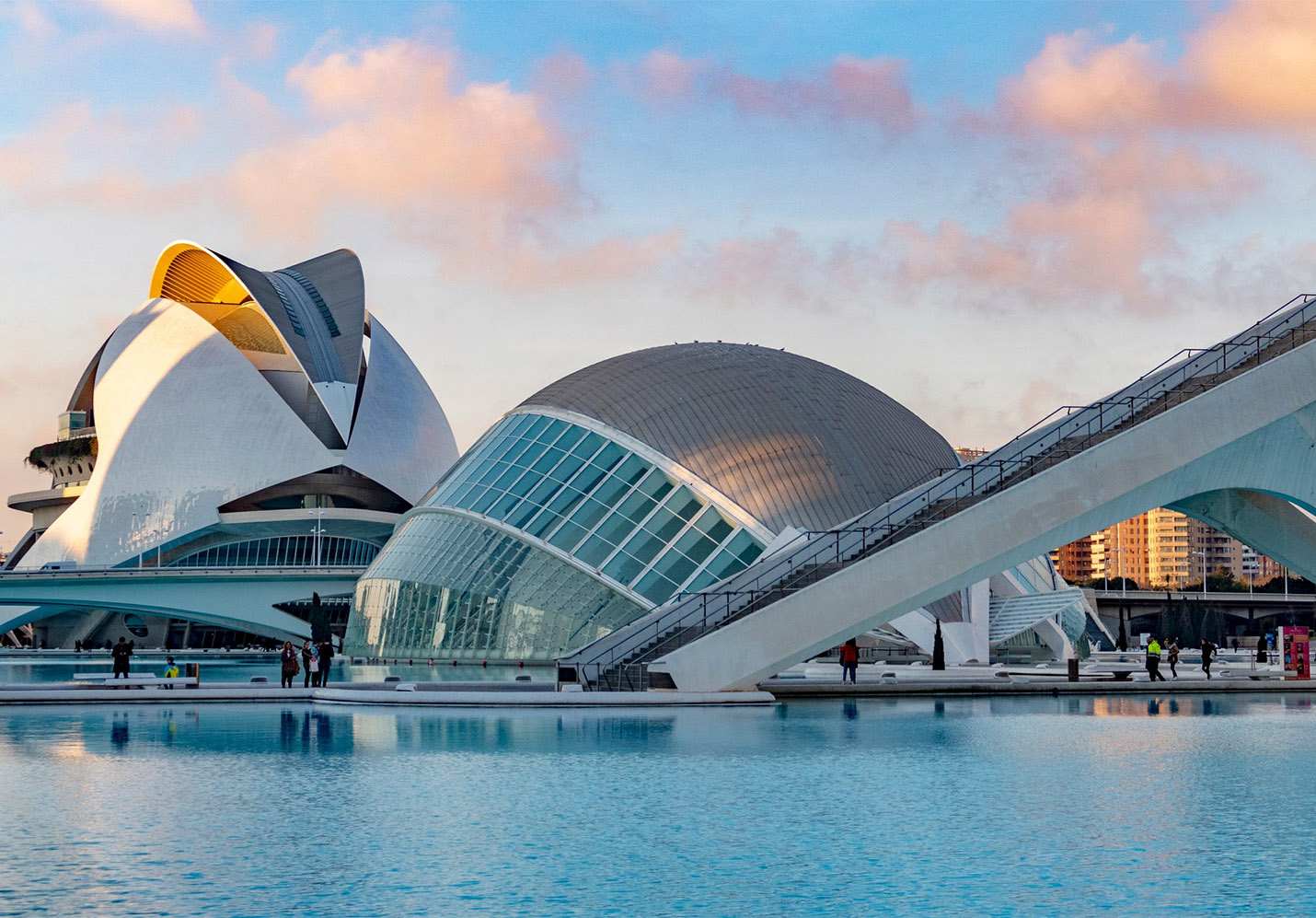 How to Spend the Perfect Day in Valencia – Seaside Travel Guide